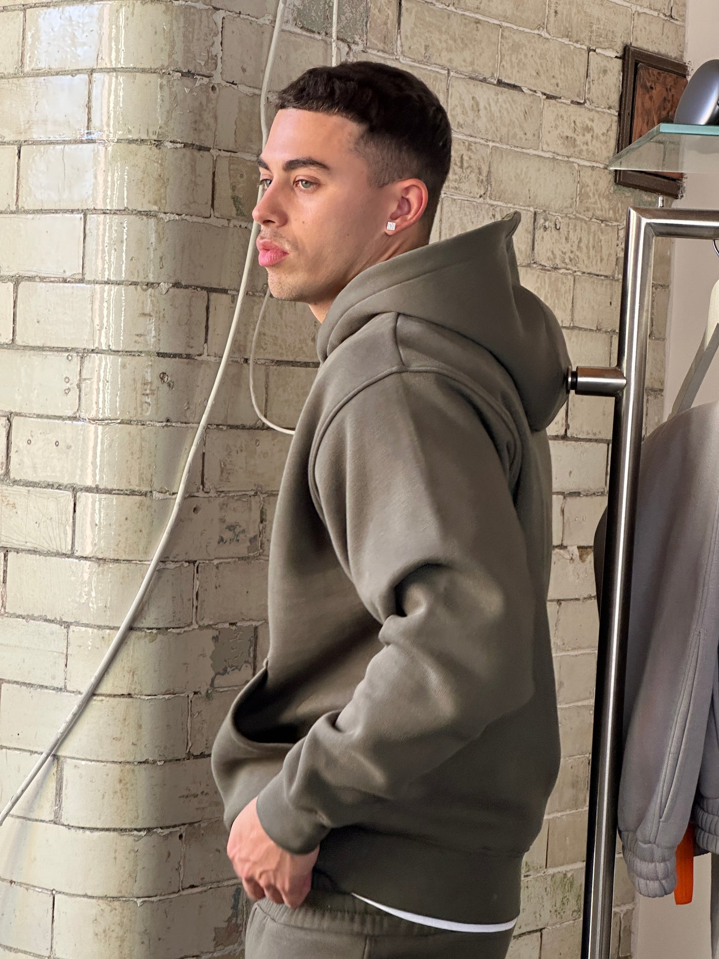 DAILYS HOODIE (KHAKI) – Creō Studios® -- Creo Studios